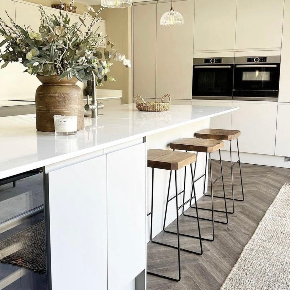 Bar stools – Masterplank UK
