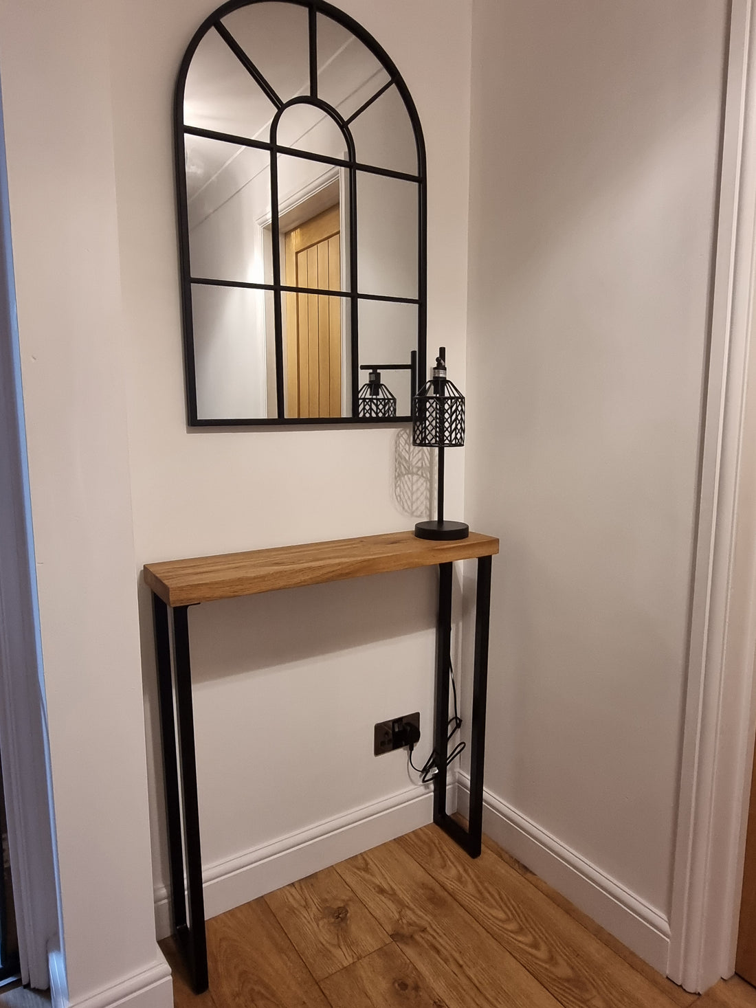 Norway Walnut Side Table – Masterplank UK